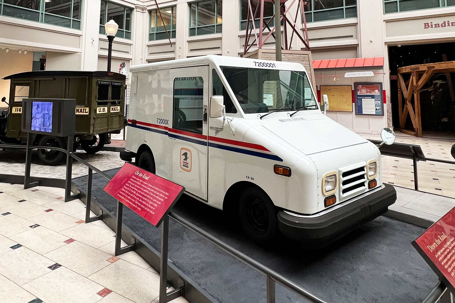 Discover the National Postal Museum in Washington, D.C. - Carltonaut's ...